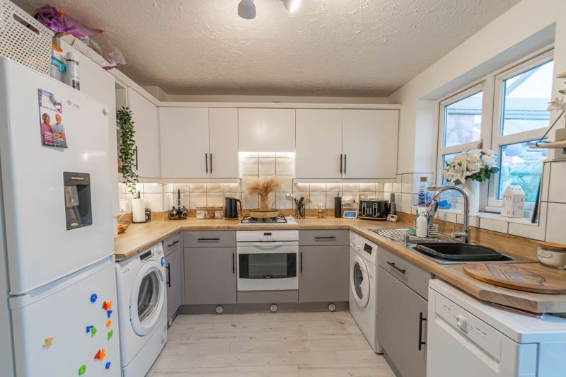 Estate Agents in Bromsgrove, Halesowen, Redditch and Stourbridge | AP ...